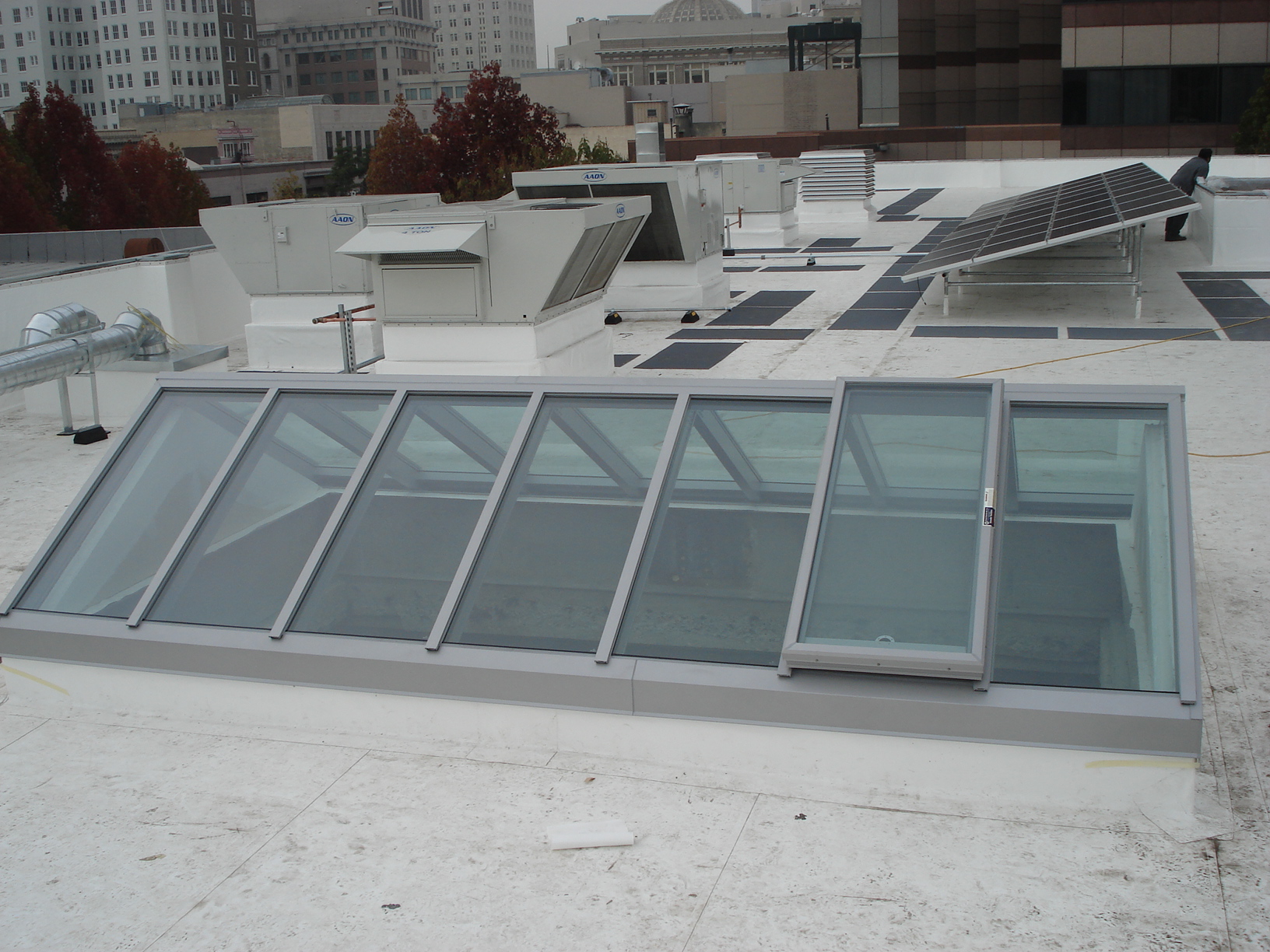 Supreme Glass Company | Commercial & Residential Glass Services ...